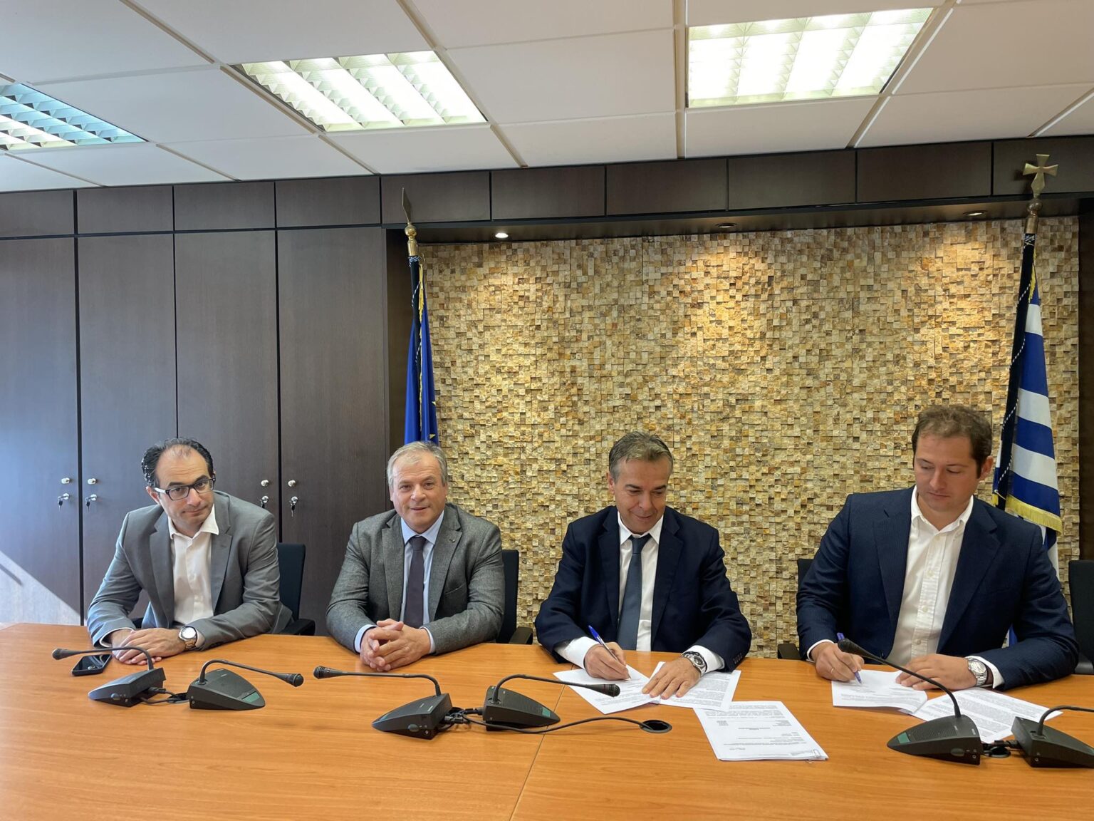 Ο ΔΗΜΑΡΧΟΣ ΠΥΛΟΥ – ΝΕΣΤΟΡΟΣ ΠΑΝΑΓΙΩΤΗΣ ΚΑΡΒΕΛΑΣ ΣΤΙΣ «ΚΤΙΡΙΑΚΕΣ ...